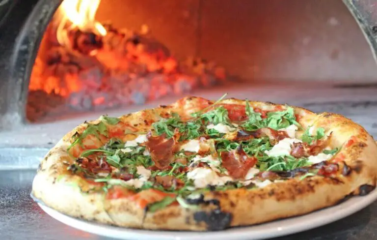 6 Different Types Of Pizza Crust: Choose Your Favorite Pizza